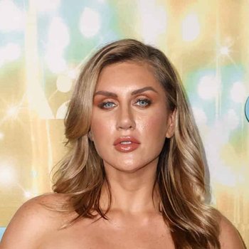 Sophie Hall Feed Watch The Latest Updates On Freeones